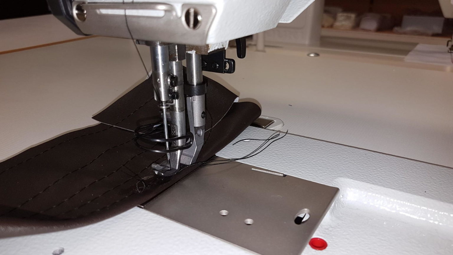 Machine à coudre industrielle Pfaff 1245 | Rock Beaudoin